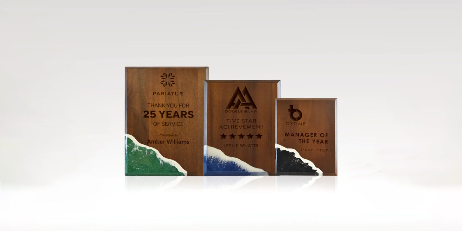 How to Elevate Employee Recognition with Custom Plaques? - Award Maven