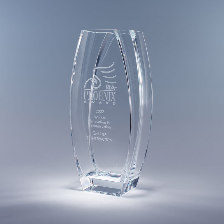 Echo Vase - Award Maven